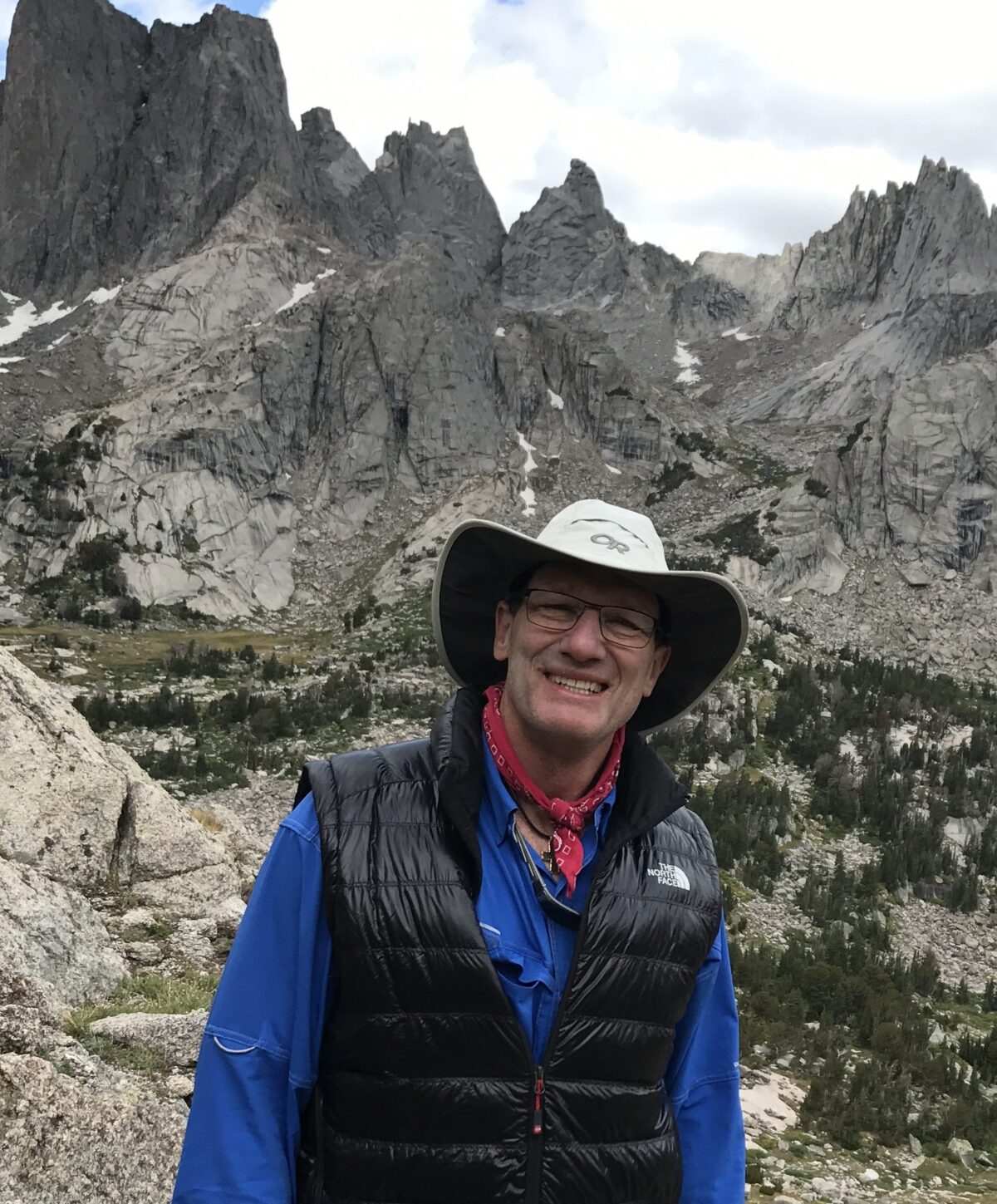 Sassafras Hiking Award Winner Jim Meinecke – The Ozark Society